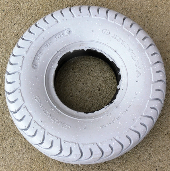 GREY TYRE 3.00-4 - Redgumbrand
